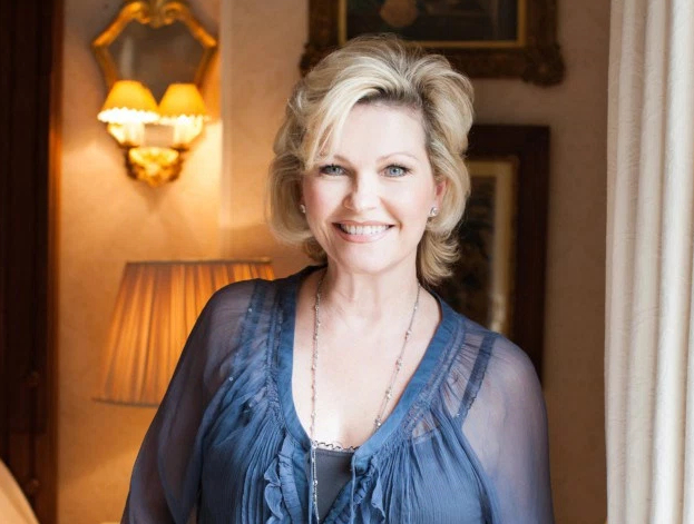 Picture of Fiona Fullerton