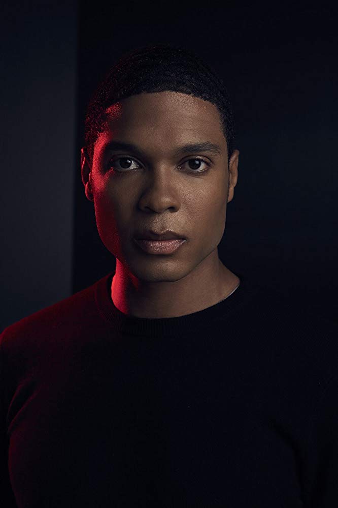 Picture of Ray Fisher