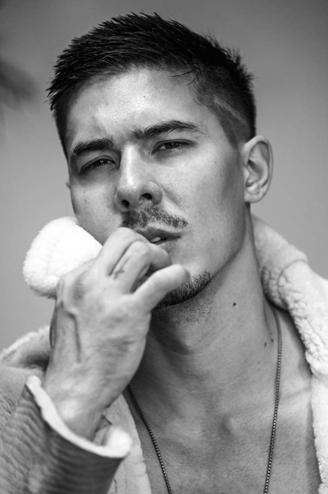 Picture of Lewis Tan