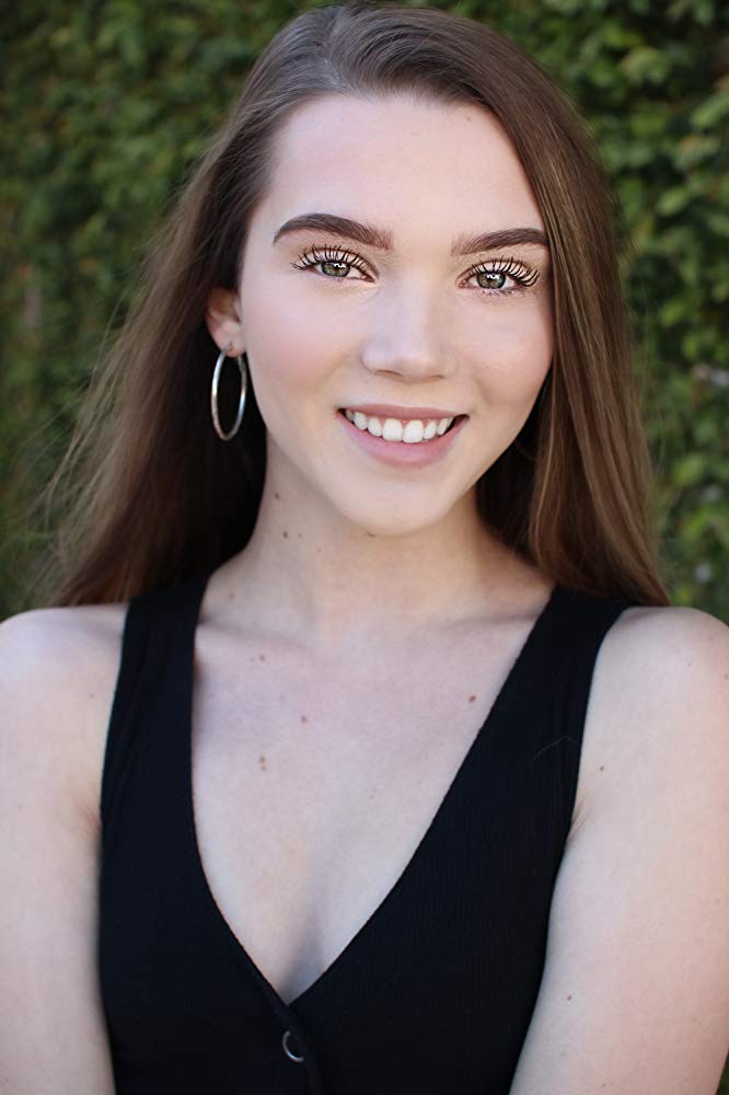 Picture of Paris Warner