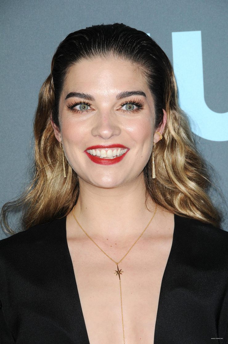 Annie Murphy picture