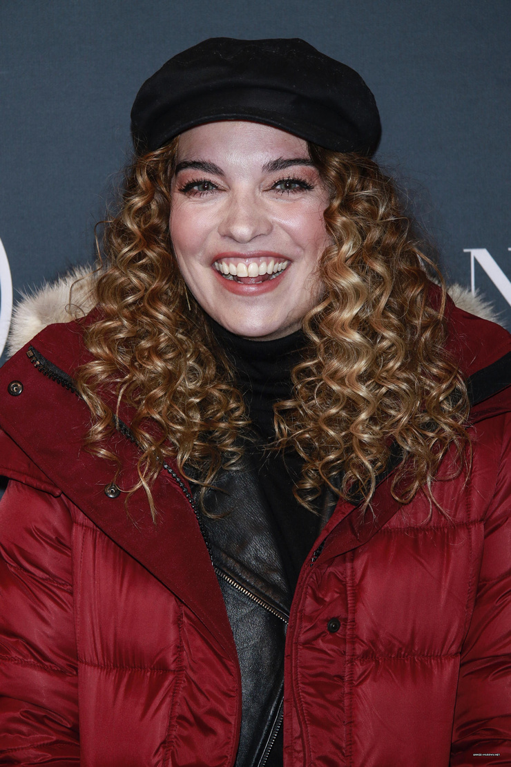 Image of Annie Murphy