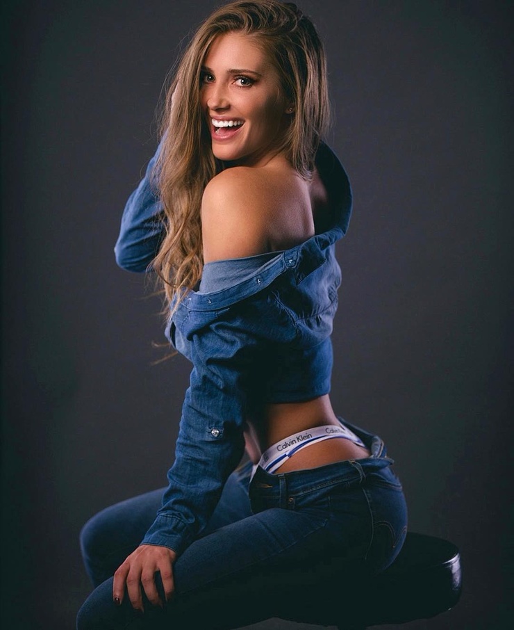 Picture of Jenna Compono