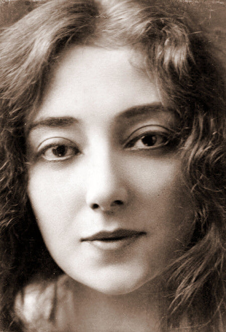 Picture of Anna Held