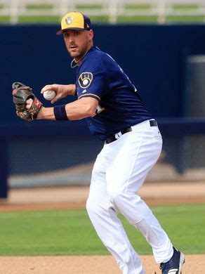 Travis Shaw picture