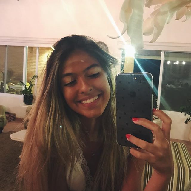 Picture of Fernanda Concon