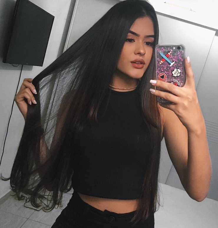 Picture of Luana Andrade