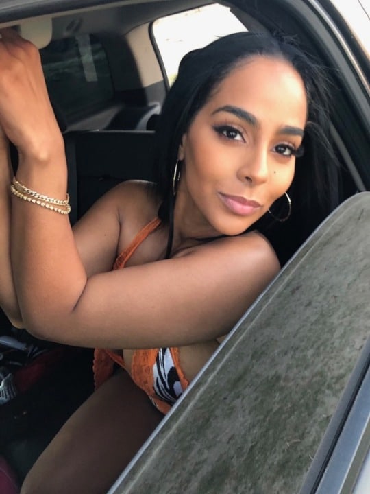 Ayisha Diaz's Instagram, Twitter & Facebook on IDCrawl