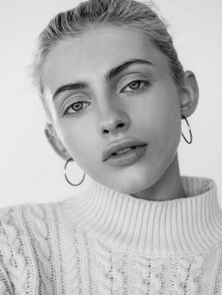 Picture of Neve Caffrey