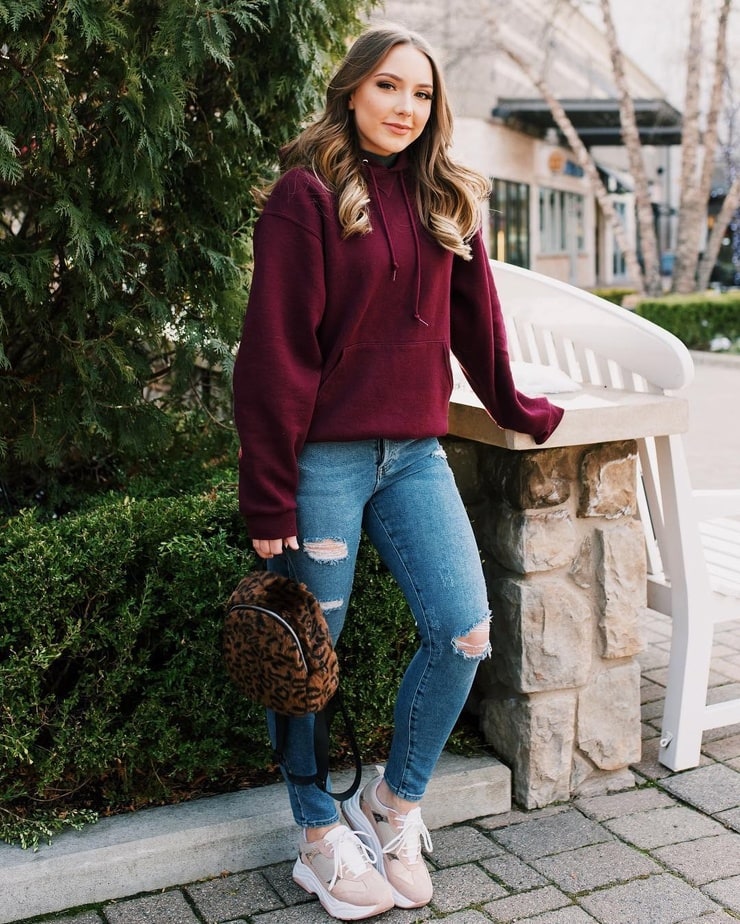 Picture of Hailie Scott