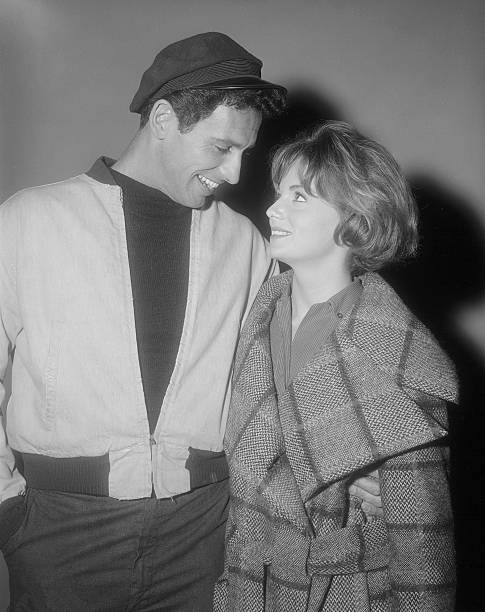 Michael Forest, Suzi Carnell