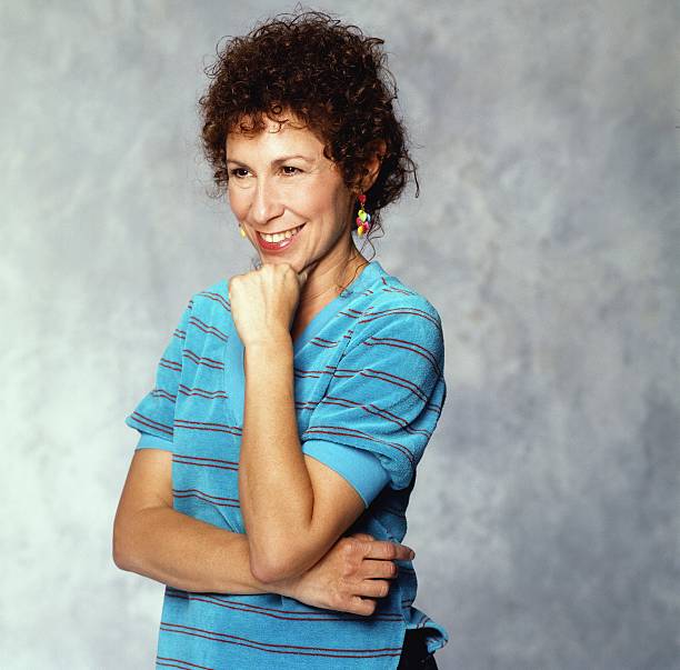 Rhea Perlman