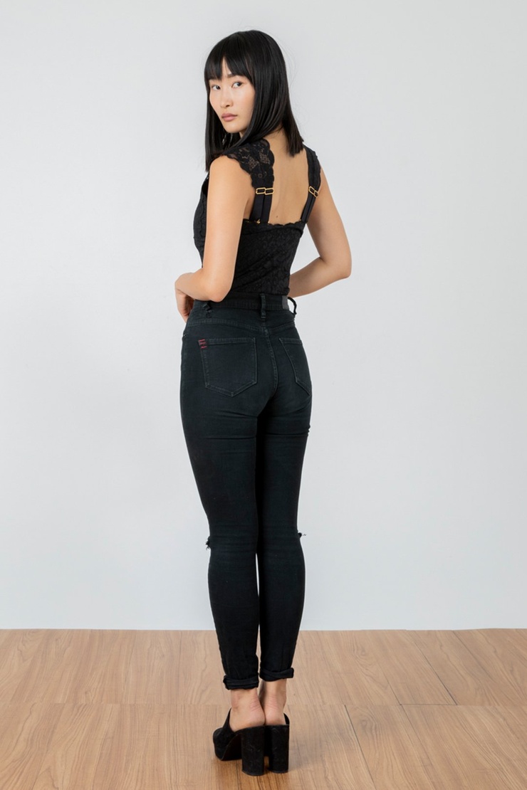 Picture of Miki Hamano