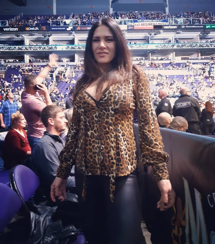 Picture of Cat Zingano
