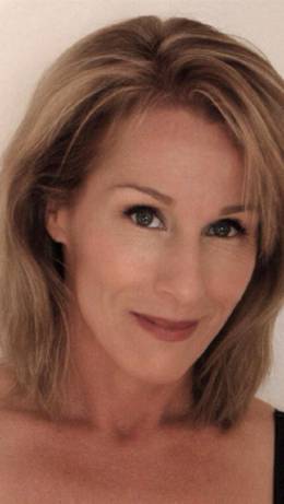 Picture of Deanna Marks