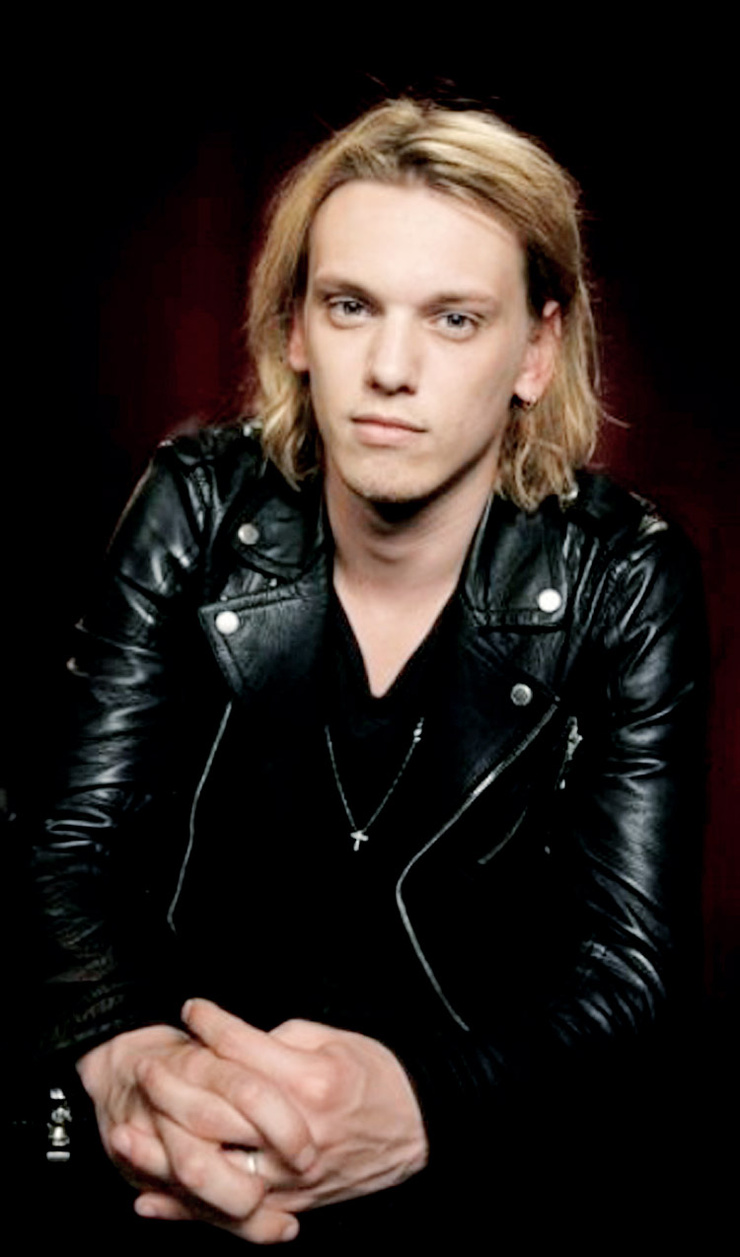 Picture of Jamie Campbell Bower