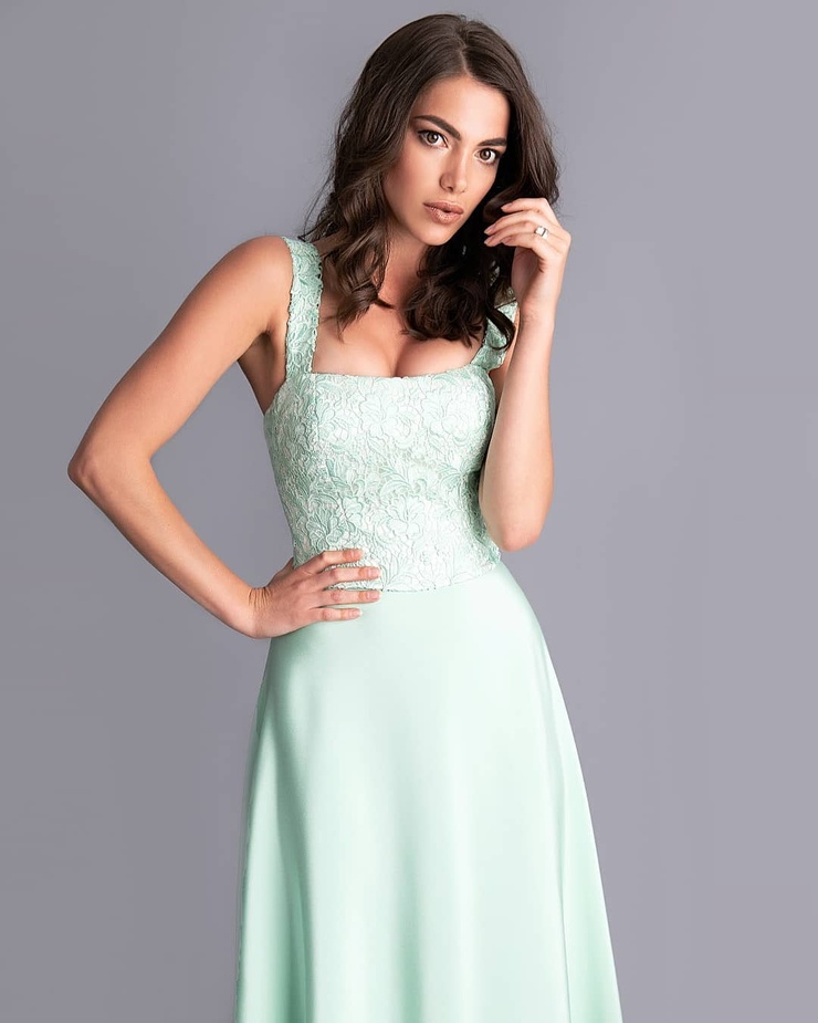 Picture of Amina Dagi