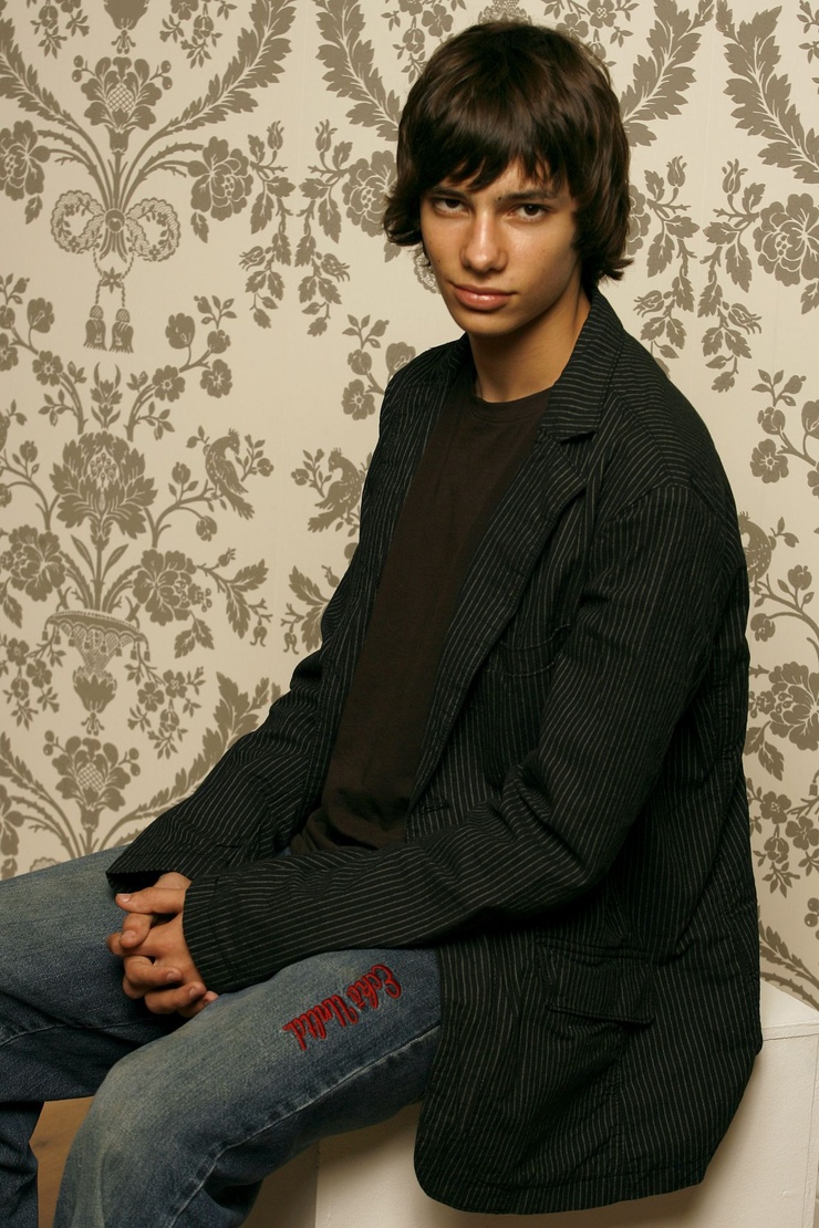Picture of Devon Bostick