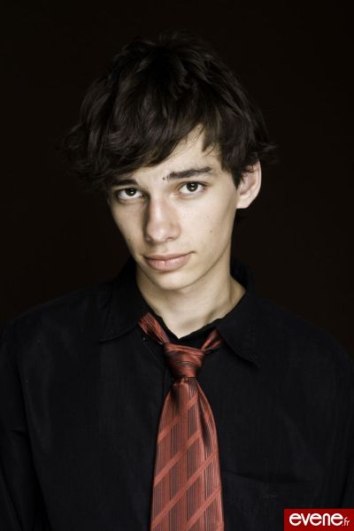 Devon Bostick picture