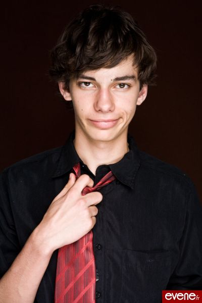Picture of Devon Bostick