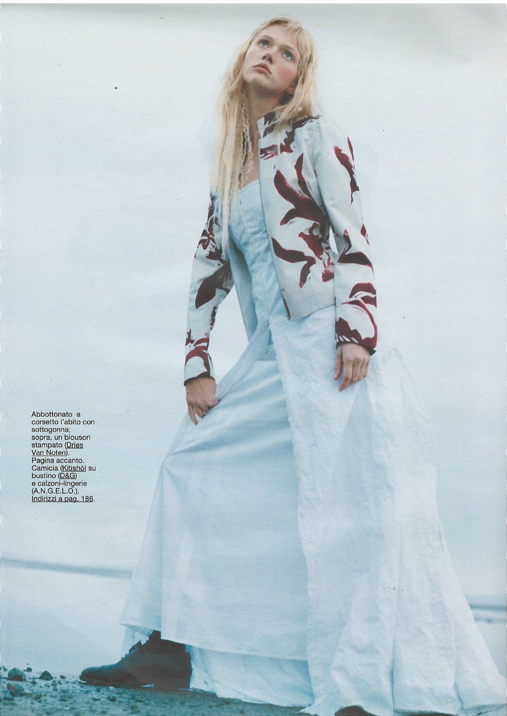 Grazia Italy 8 June 1999/Sanja Scans