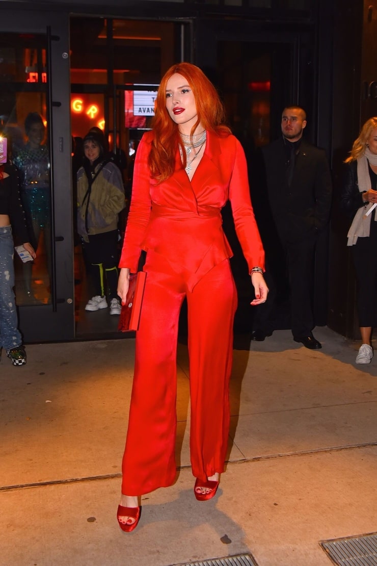 Picture of Dani Thorne