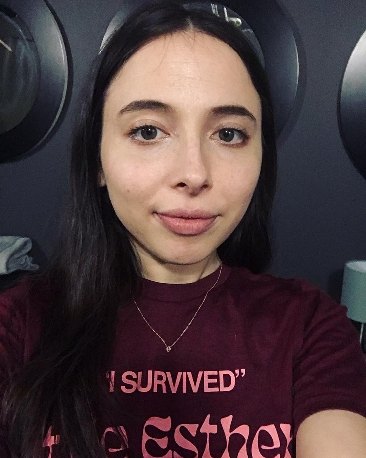 Picture of Esther Povitsky