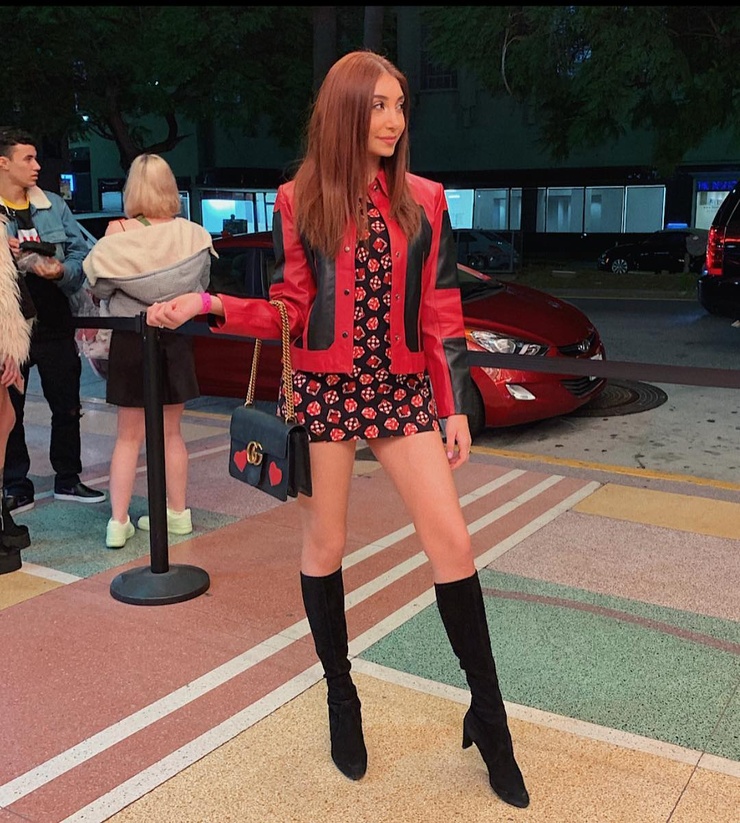 Picture of Jennessa Rose