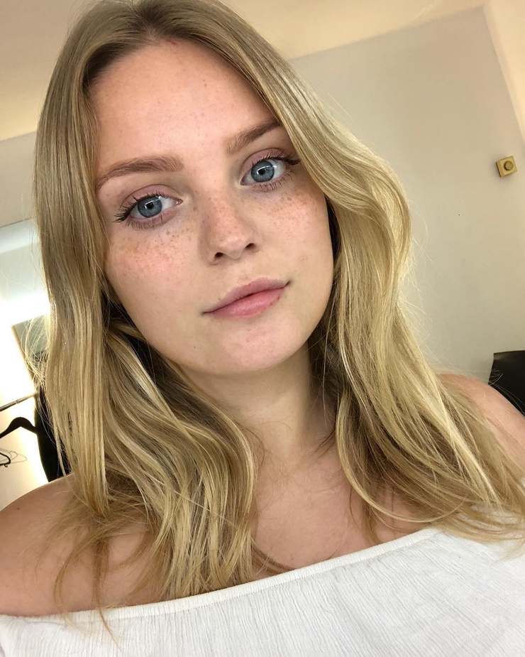 Image of Poppy Towers