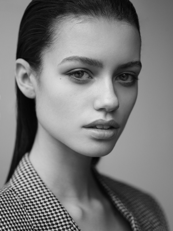 Elle Trowbridge picture