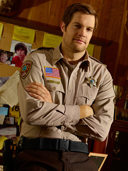Picture of Geoff Stults