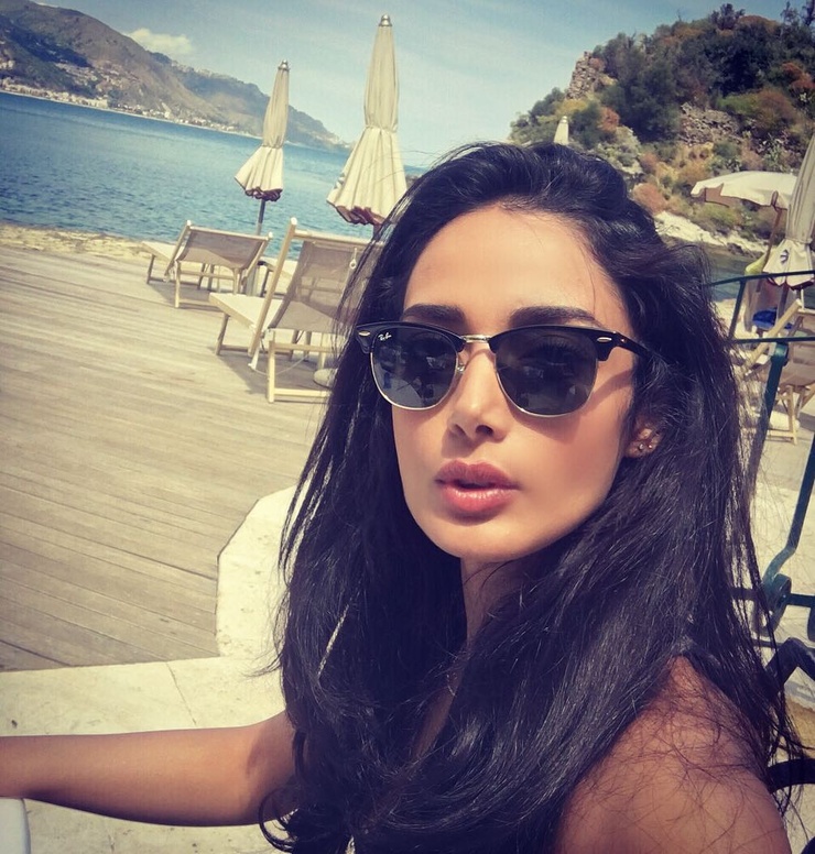 Image of Shademaneh Mehr