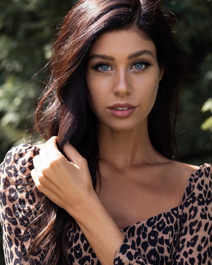 Image of Carly Tway