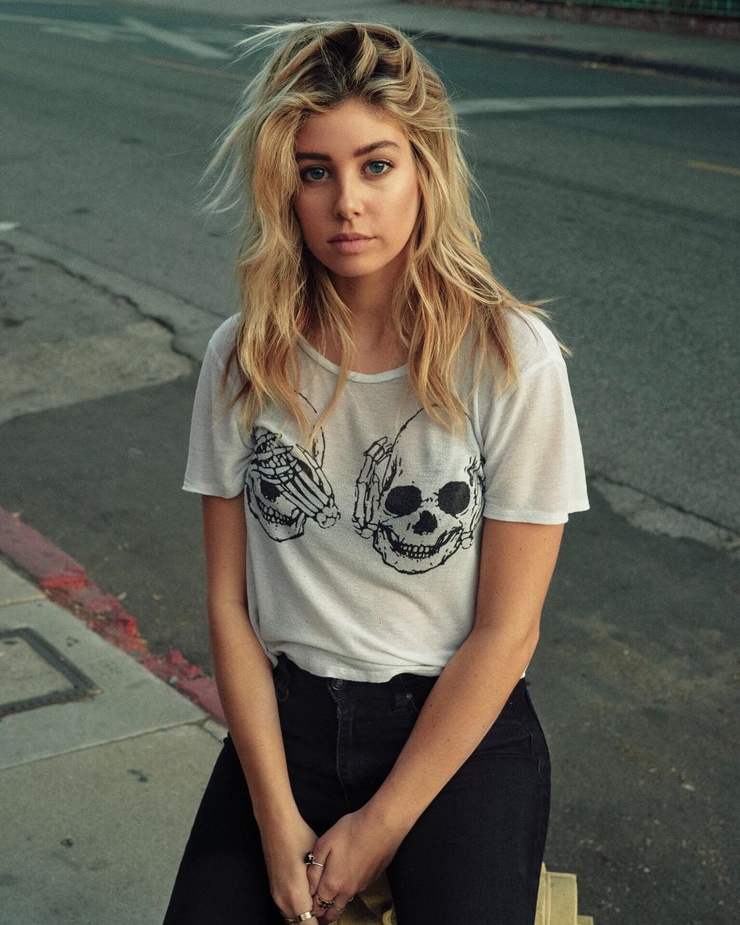 Picture of Carly Tway