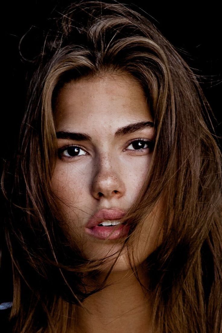 Picture of Kara Del Toro
