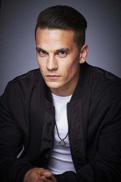 Picture of Aaron Sidwell