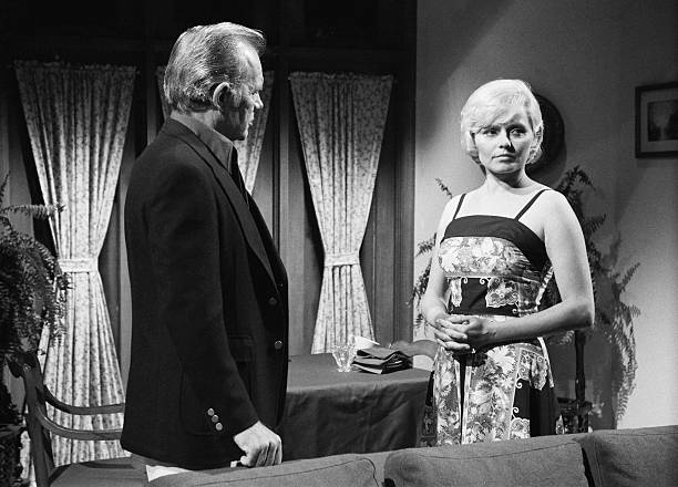 Mark Tapscott, Margaret Mason