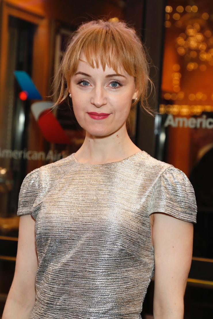 Erin Davie image