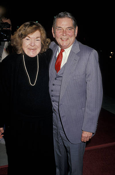 Anne Ramsey, Logan Ramsey