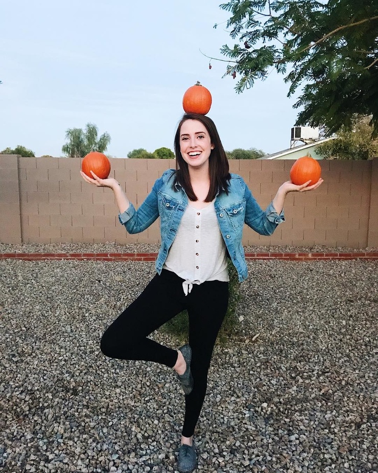 Picture of Laina Morris