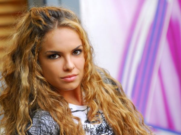 Lua Blanco image