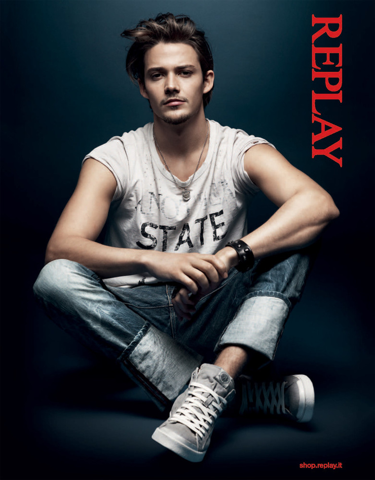 Rob Moore (model) image