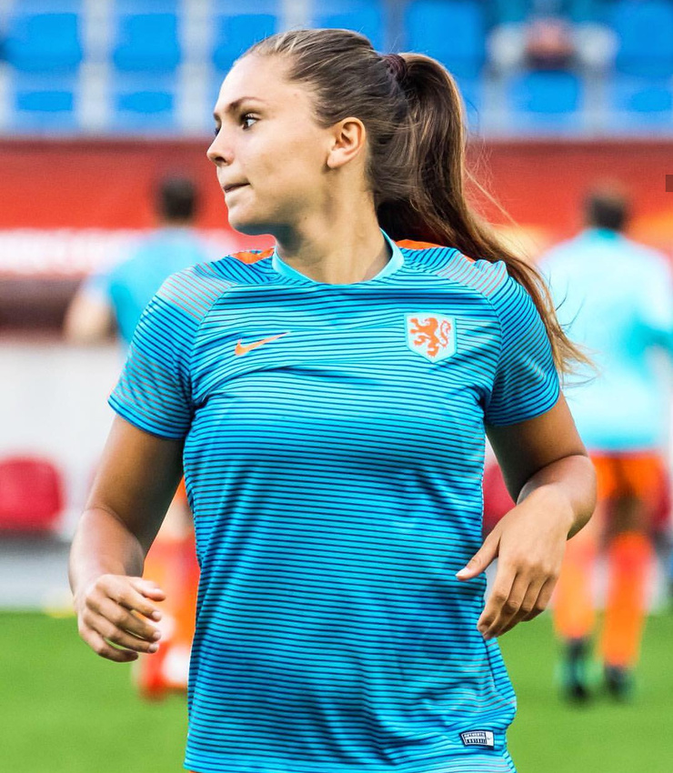 Lieke Martens image