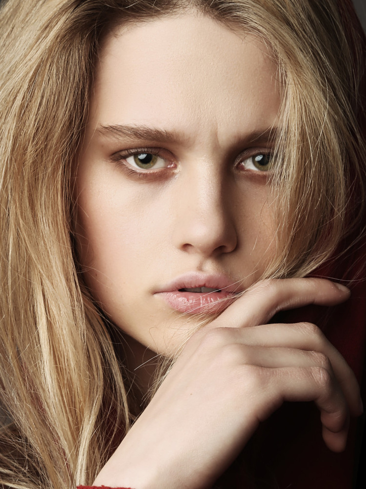 Picture of Hazel Graye