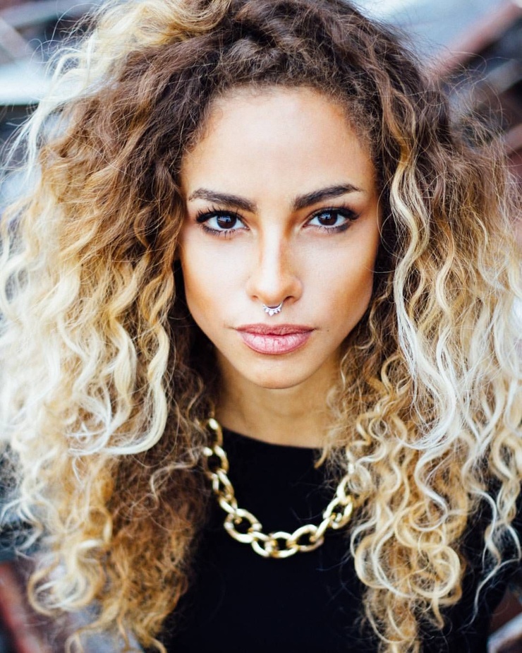 Picture of Flávia Santiago