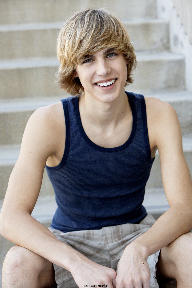 Picture of Cody Linley