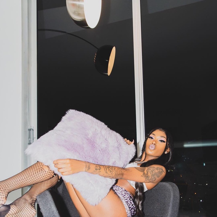 Picture of Asian Doll