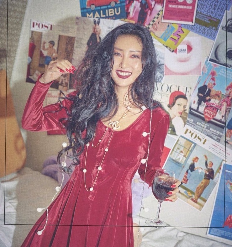 Picture of Hwasa