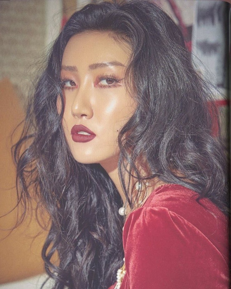 Picture of Hwasa