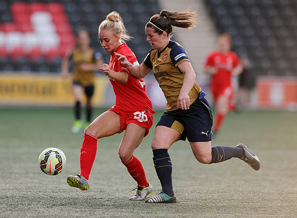 Ashley Hodson, Emma Mitchell